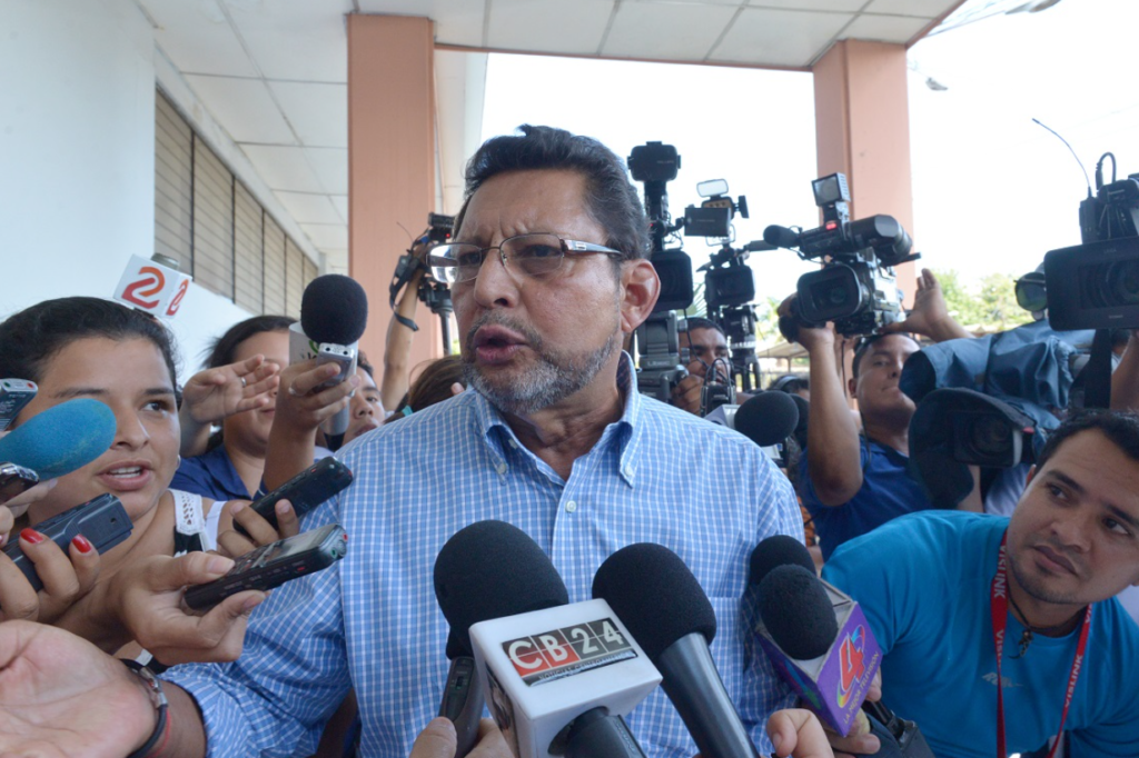 El destacado comandante del FSLN Bayardo Arce lavó US$2 mil 700 ...